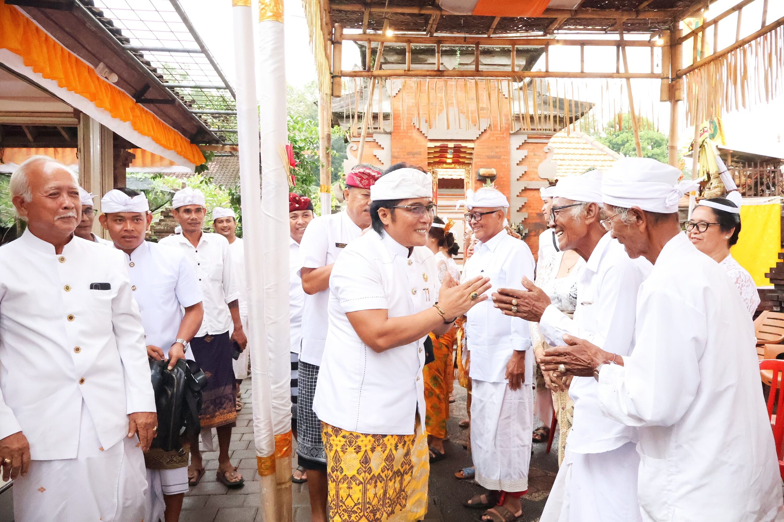 Wagub Giri Prasta: Sulinggih Bersatu, Bali Ajeg - Pemerintah Provinsi Bali