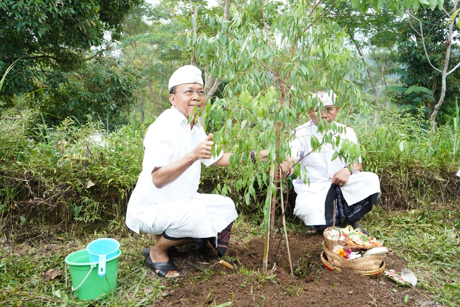 Gubernur Koster Ajak Krama Bali Lestarikan Kearifan Lokal Lewat ...
